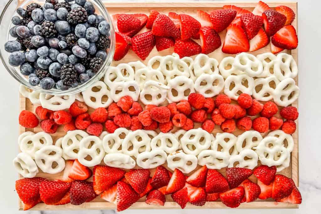 Easy American Flag Fruit Tray - This Healthy Table
