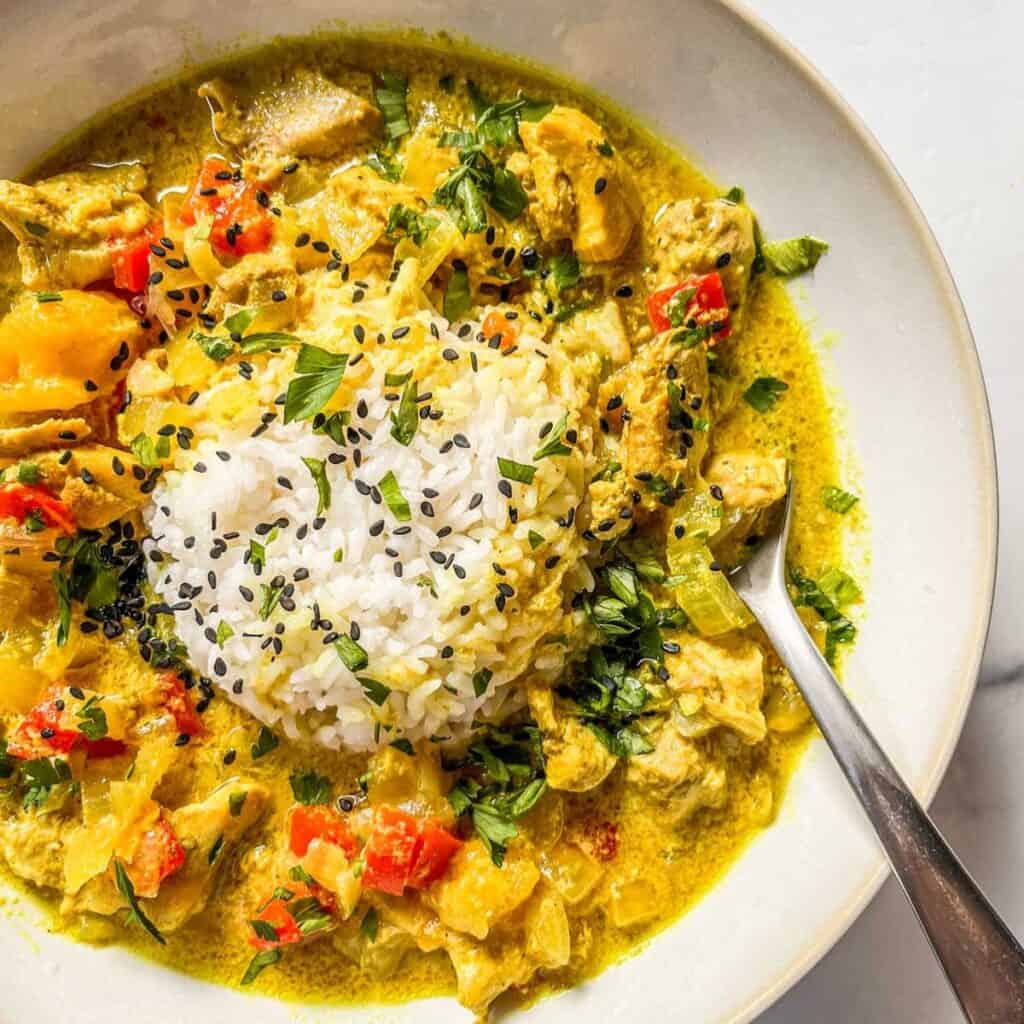 Slow Cooker Mango Chicken Curry - This Healthy Table